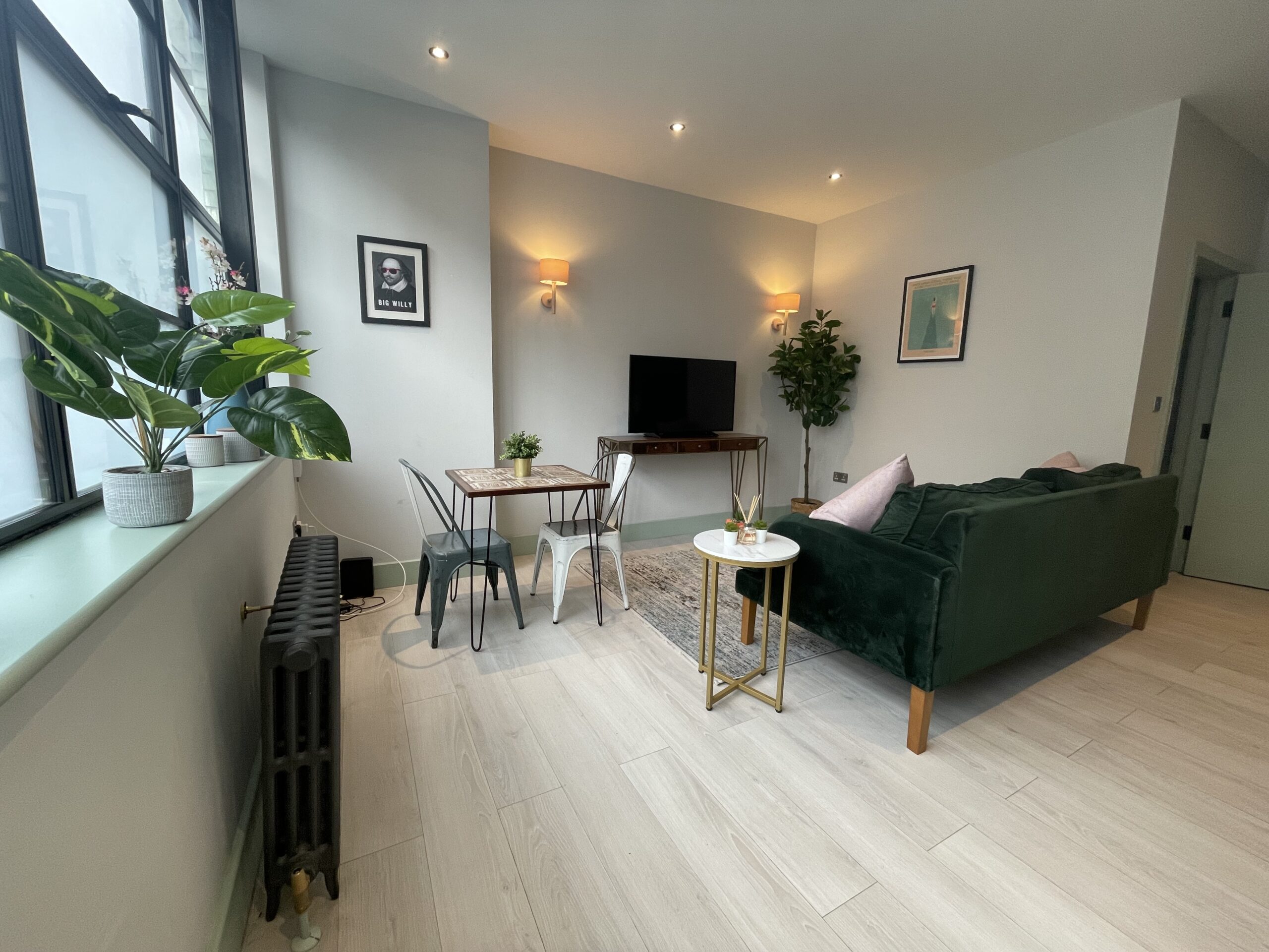 1-Bed Ground Apartment in Hackney, Stoke Newington London – Luxflat ...
